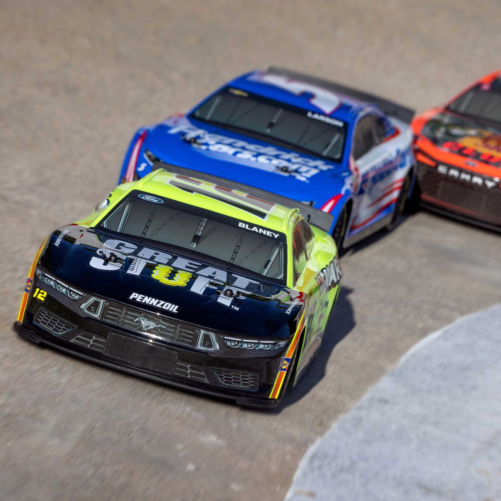 1/12 NASCAR RC Race Car Ryan Blaney No. 12 2024 Menards Ford Mustang 2S ...