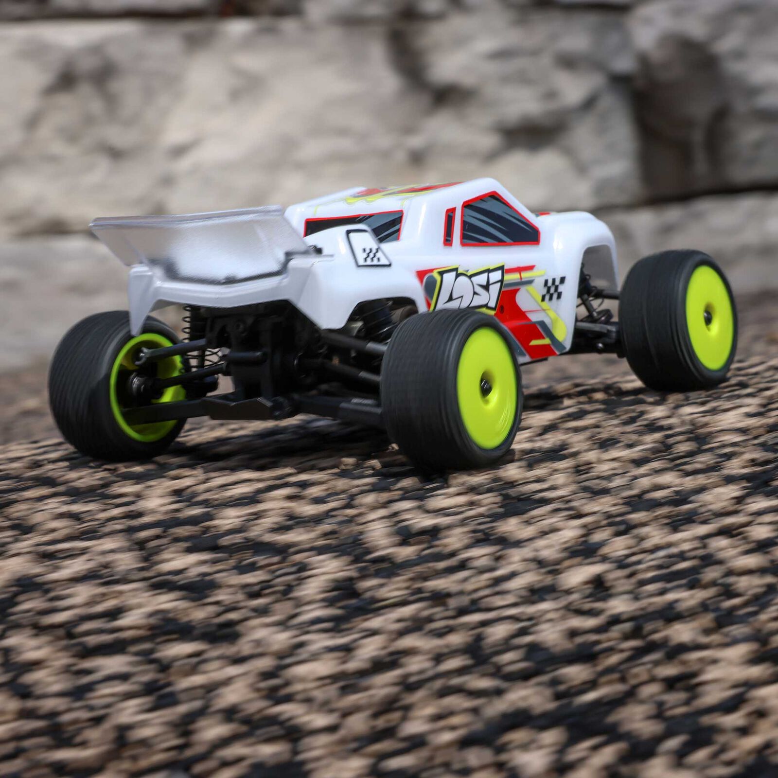 1/28 Micro-T 2S 2WD RTR Stadium Truck (Battery & Charger Included), WhiteWHITE | Losi | Losi