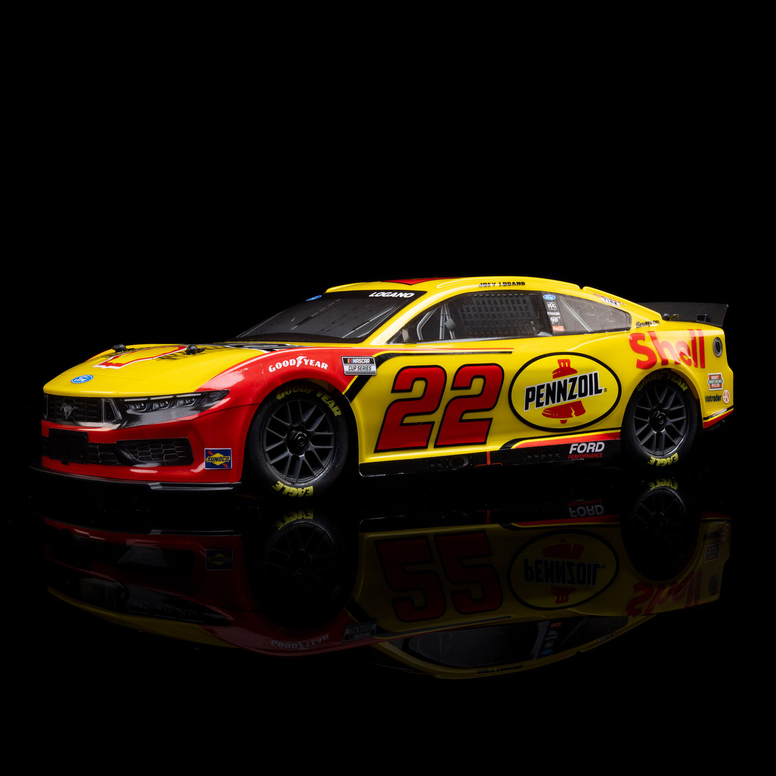 1/12 NASCAR RC Race Car Joey Logano No. 22 Shell 2025 Ford Mustang 2S ...