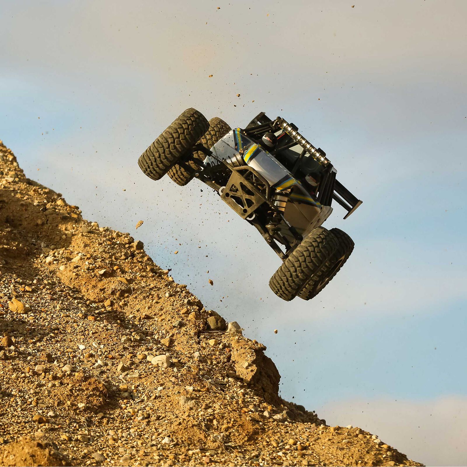 1/5 DBXL-E 4WD Brushless Desert Buggy RTR with AVC, GreyGREY | Losi | Losi